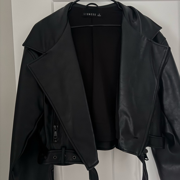 Lioness | Jackets & Coats | Lioness Black Cropped Leather Jacket | Poshmark